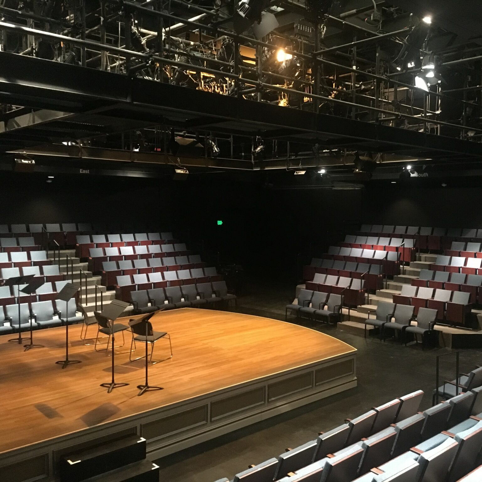 Plan Your Visit - Alley Theatre